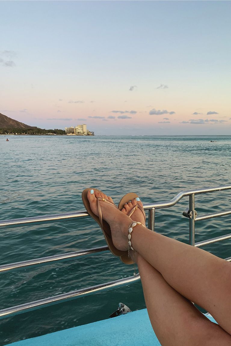 How to Wear Thong Sandals in 2019 | Who What Wear