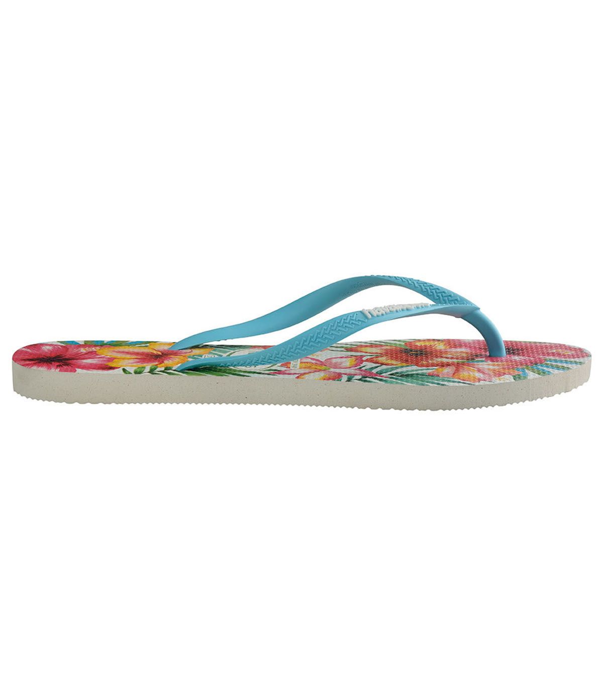 How to Wear Thong Sandals in 2019 | Who What Wear