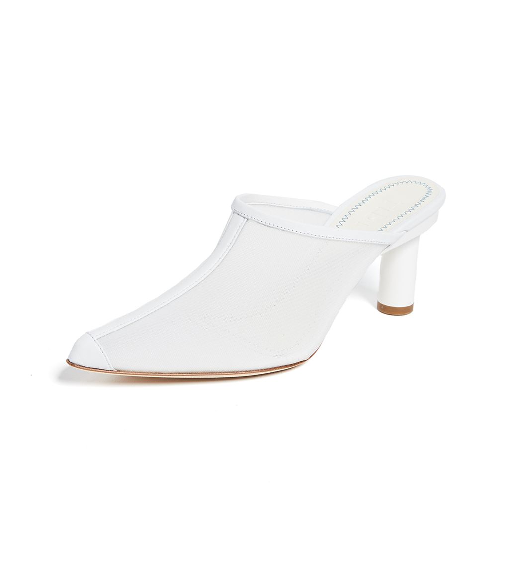 The 7 Types of White Shoes Every Fashion Girl Owns | Who What Wear