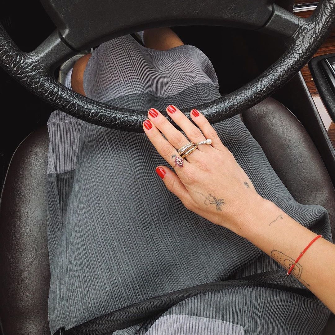The 16 Best Nail Colours for Short Nails | Who What Wear UK