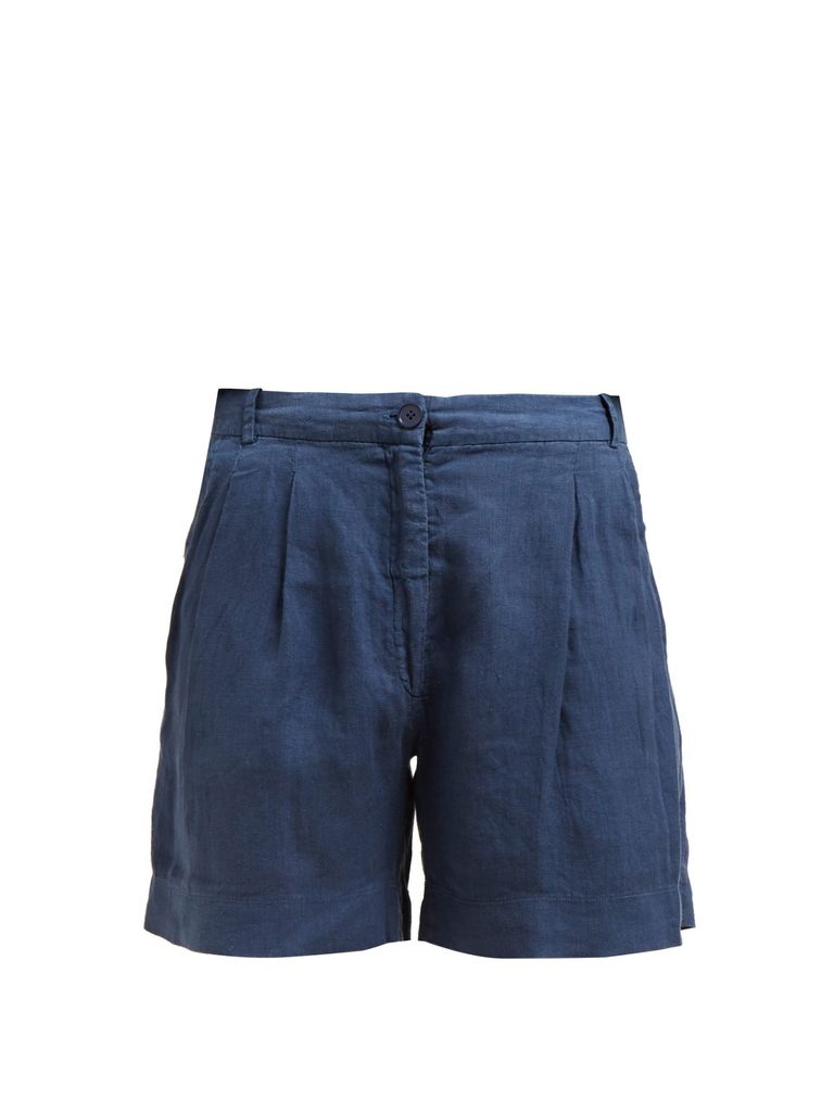 7 Ways Fashion Girls Are Wearing Square-Toe Shoes | Who What Wear