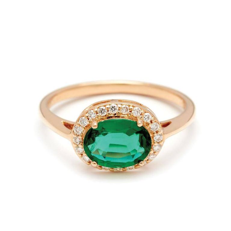 See Elizabeth Olsen's Gorgeous Emerald Green Engagement Ring | Who What ...