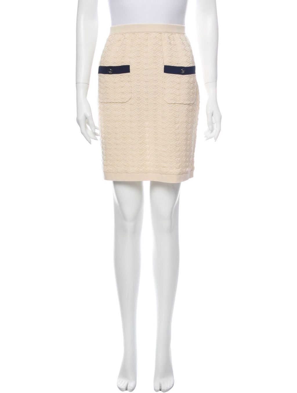 The 25 Best Chanel Items Under $250 | Who What Wear
