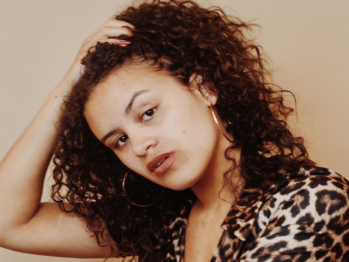 A Curly Girl's Guide to Embracing Your Hair | Who What Wear