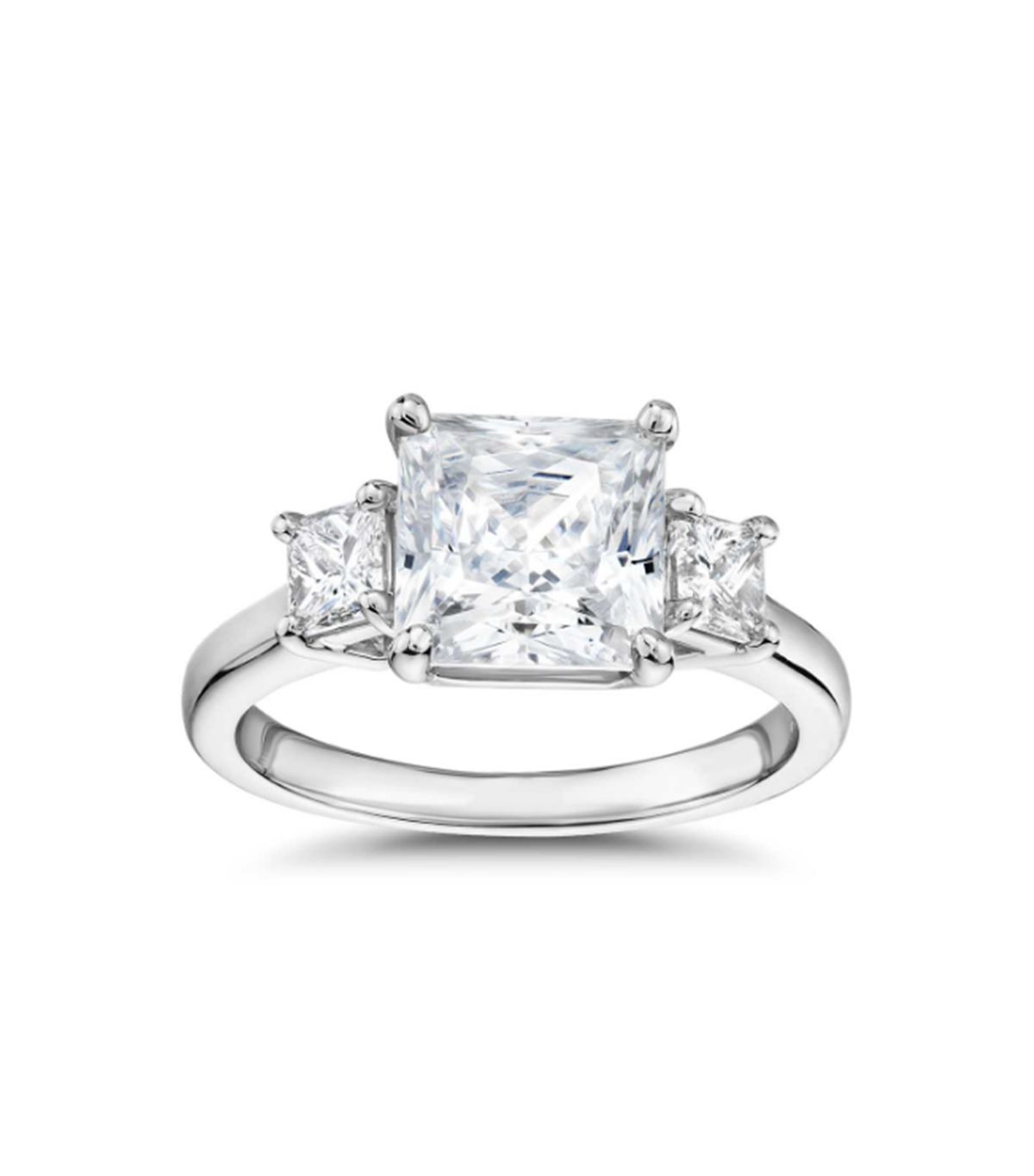 7 Things That Always Make an Engagement Ring Look Cheap | Who What Wear