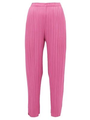 Pleated Clothing Is the Newest Expensive-Looking Trend | Who What Wear