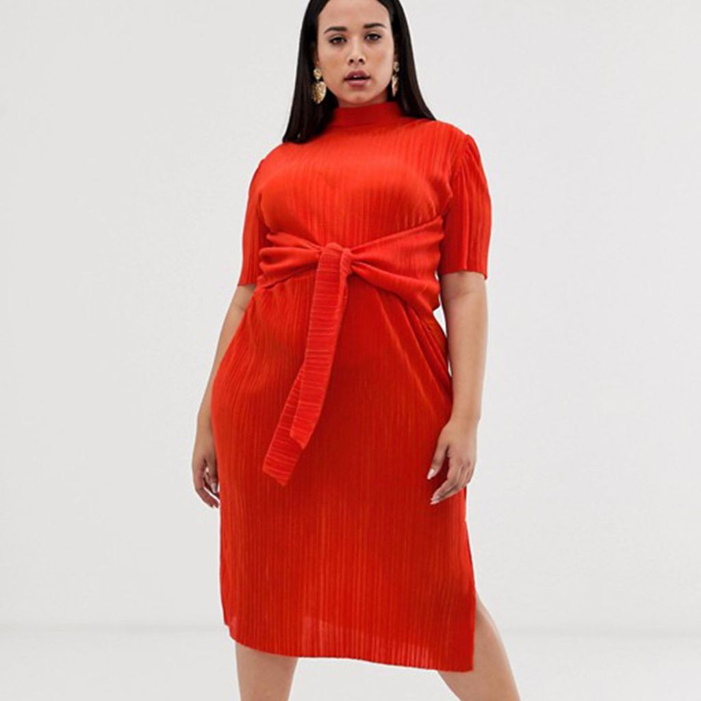 Pleated Clothing Is the Newest Expensive-Looking Trend | Who What Wear