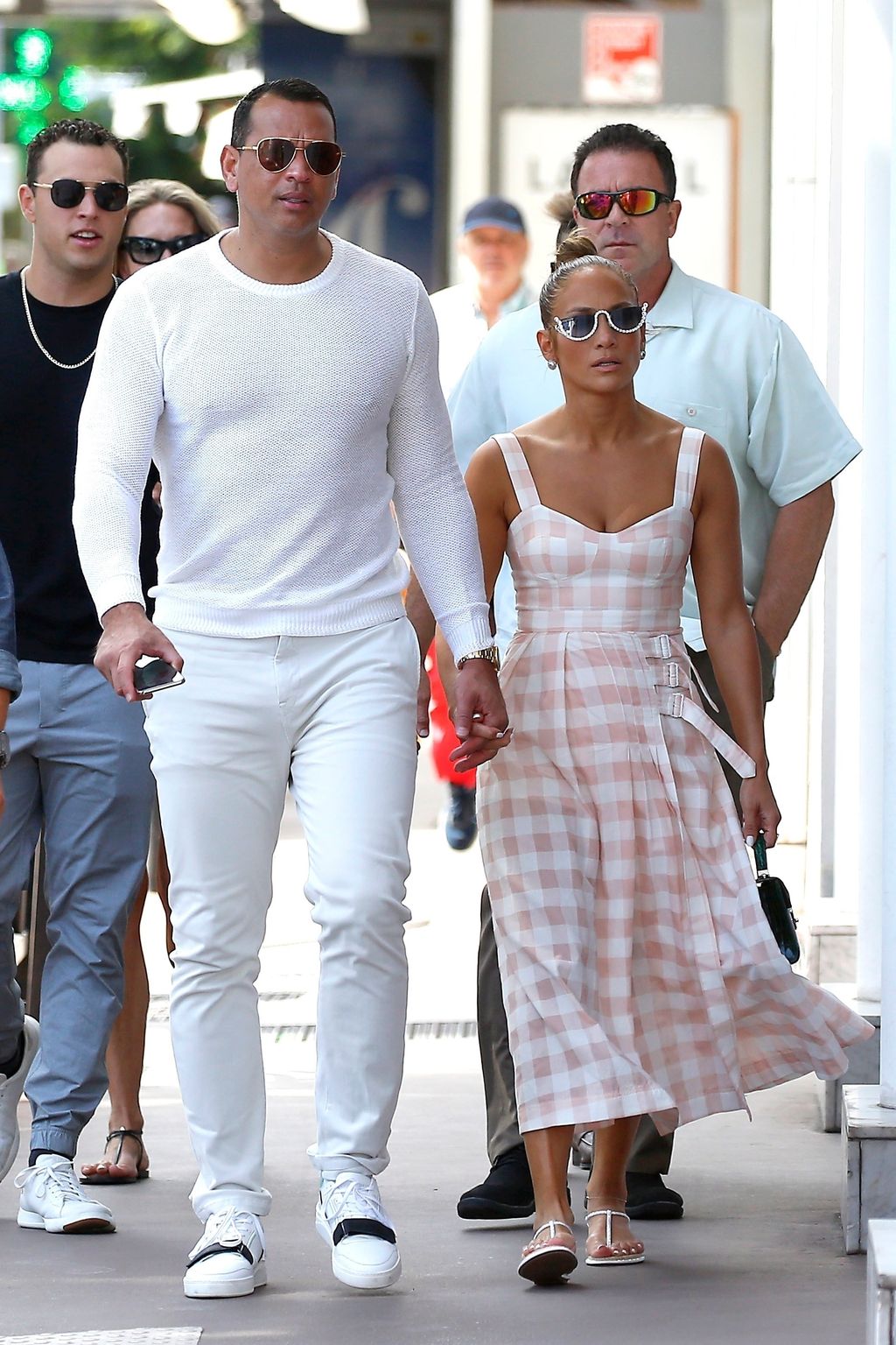 Every Look Jennifer Lopez Wore on Her Epic French Vacation | Who What Wear