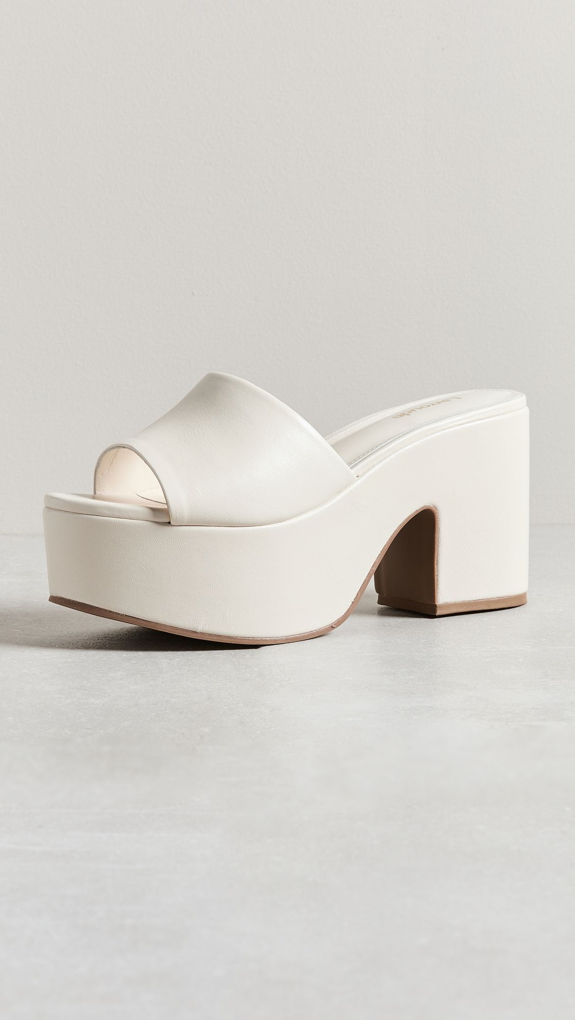 10 Disco Outfits That Are So '70s-Inspired | Who What Wear