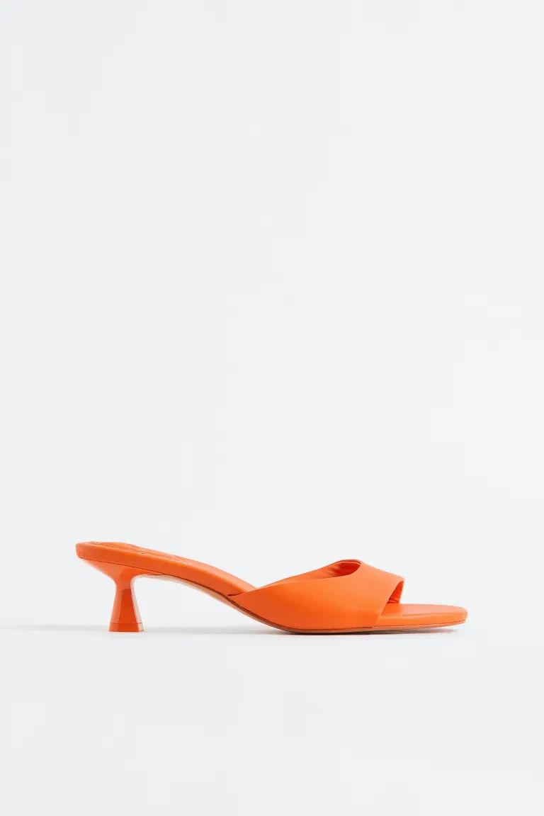 11 Basic H&M Shoes That Look Expensive But Aren’t | Who What Wear