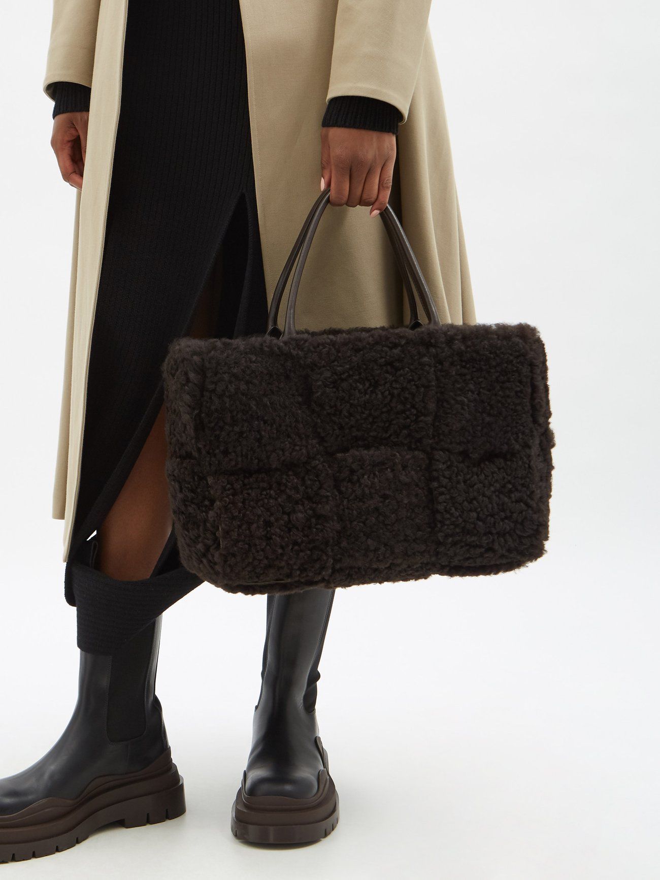 Best Shearling Handbags: Shearling Bag Trend Winter 2023 | Who What Wear