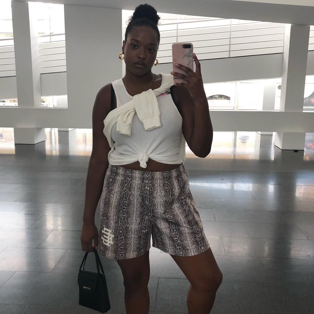 The 20 Best Non-See-Through White Tank Tops | Who What Wear