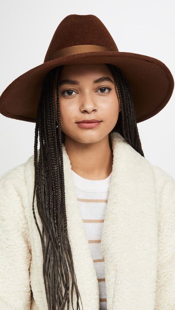 Jennifer Lopez Wore a Controversial Accessory Trend | Who What Wear