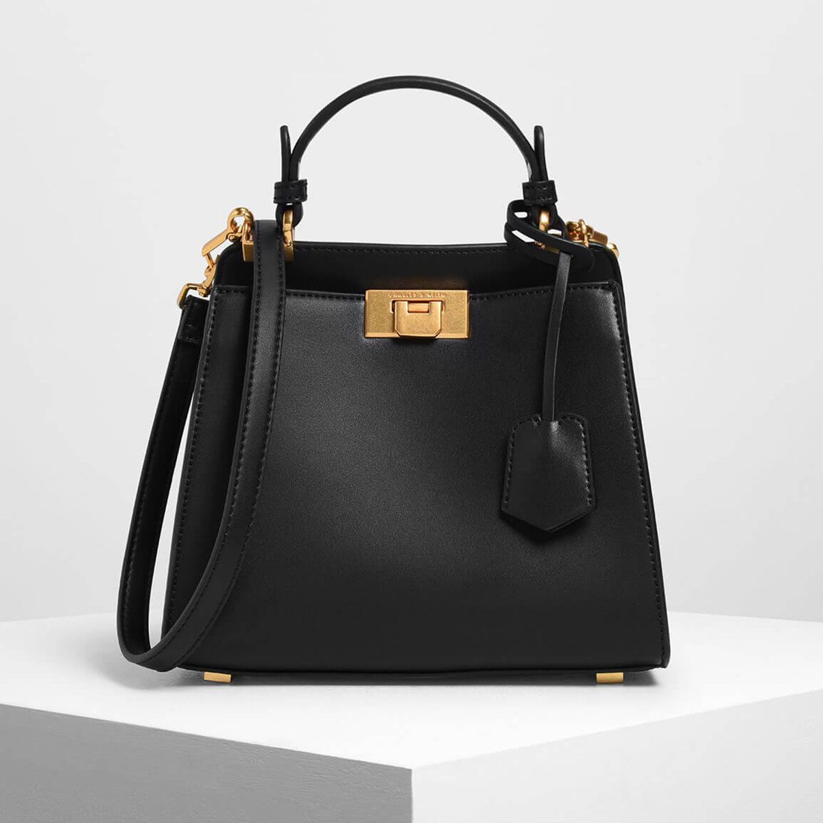 The 6 Biggest Spring/Summer Handbag Trends of 2020 | Who What Wear
