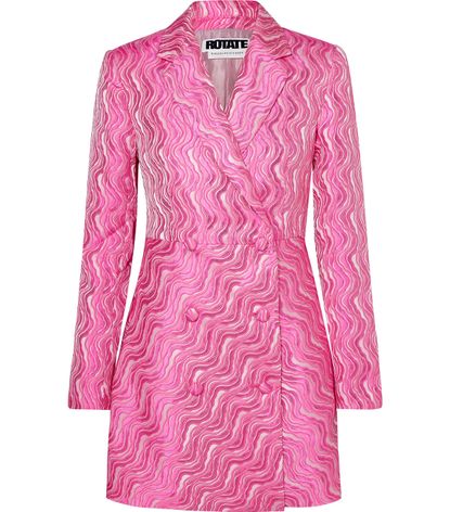 5 Hot Pink Outfits, and How to Wear the Color | Who What Wear