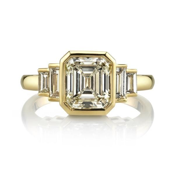 Princess Beatrice's Engagement Ring Is Jaw-Dropping | Who What Wear