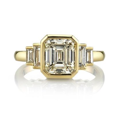 Princess Beatrice's Engagement Ring Is Jaw-Dropping | Who What Wear