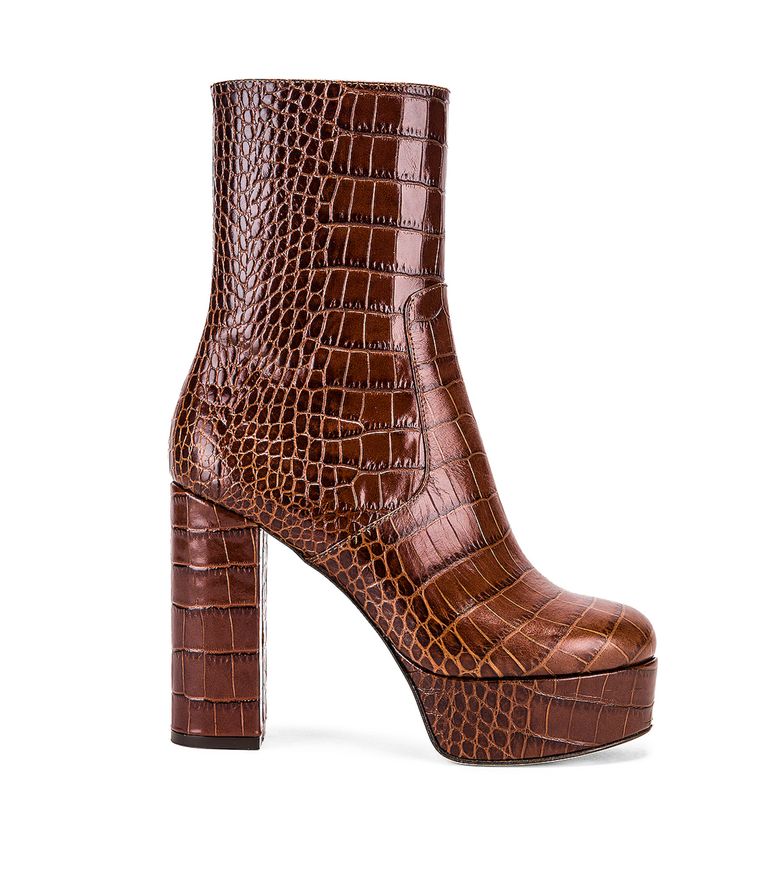 Platform Boots Are About to Be Fall’s Biggest Shoe Trend | Who What Wear