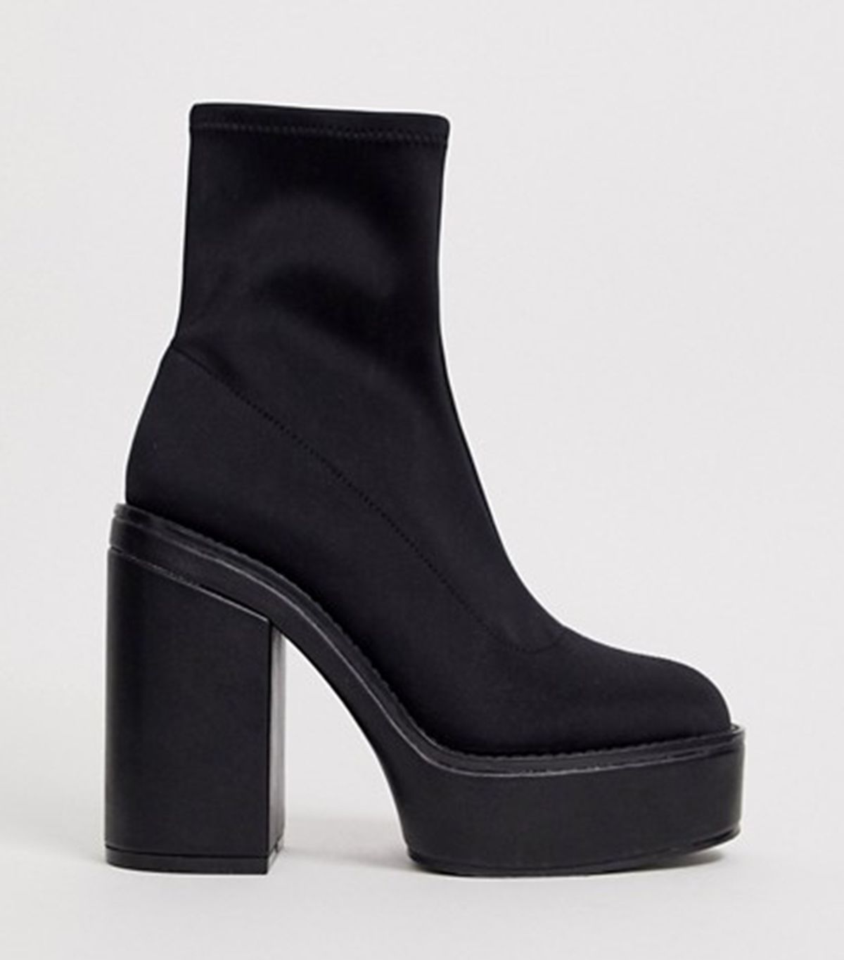Platform Boots Are About to Be Fall’s Biggest Shoe Trend | Who What Wear