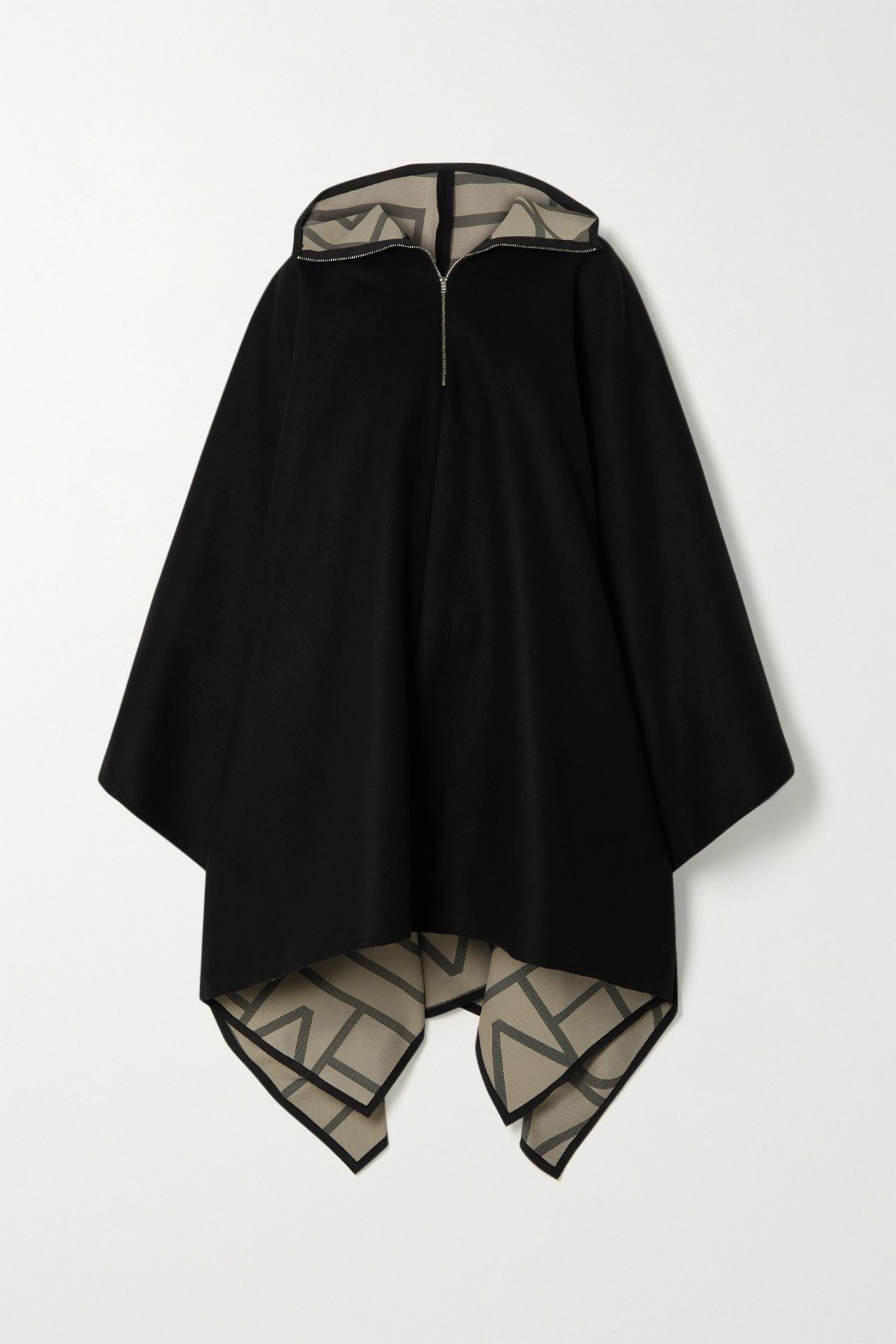 20 of the Best Capes Fashion Girls Will Be Investing In | Who What Wear