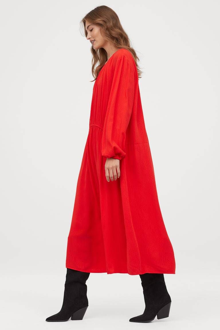 The Long, Flowy Dresses We'll See Everywhere Next Year | Who What Wear