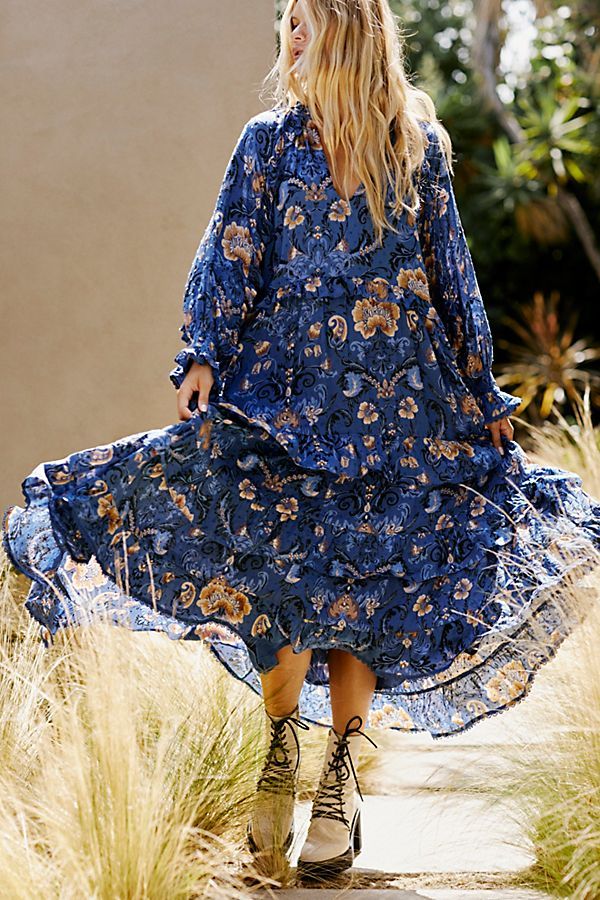The Long, Flowy Dresses We'll See Everywhere Next Year | Who What Wear