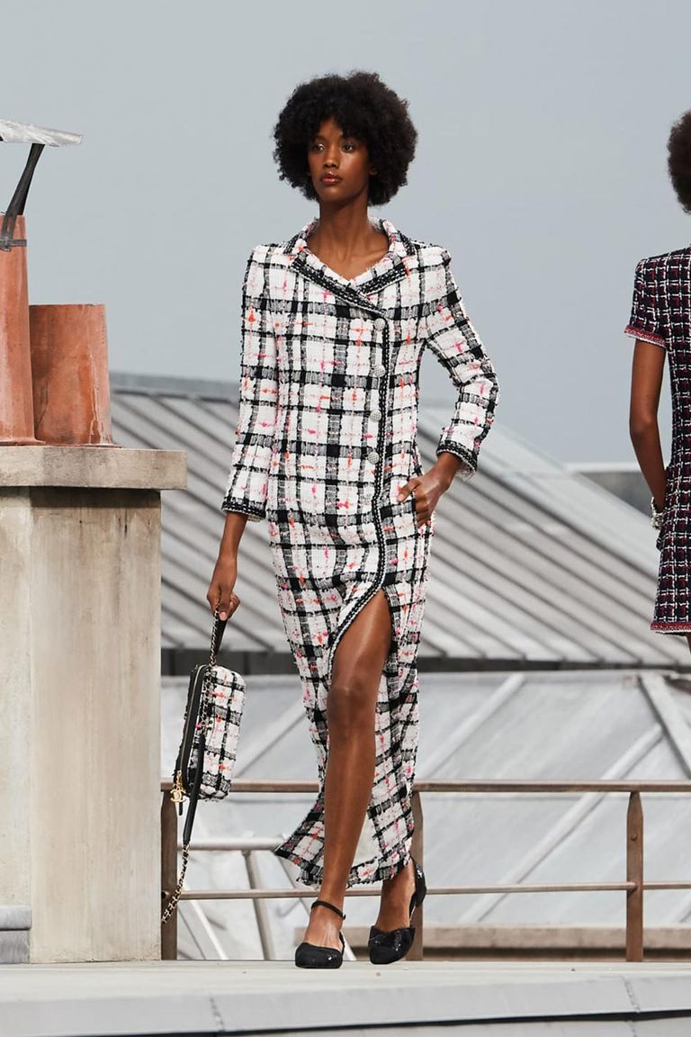 The 15 Best Chanel Outfits, From the Runway to Street Style | Who What Wear