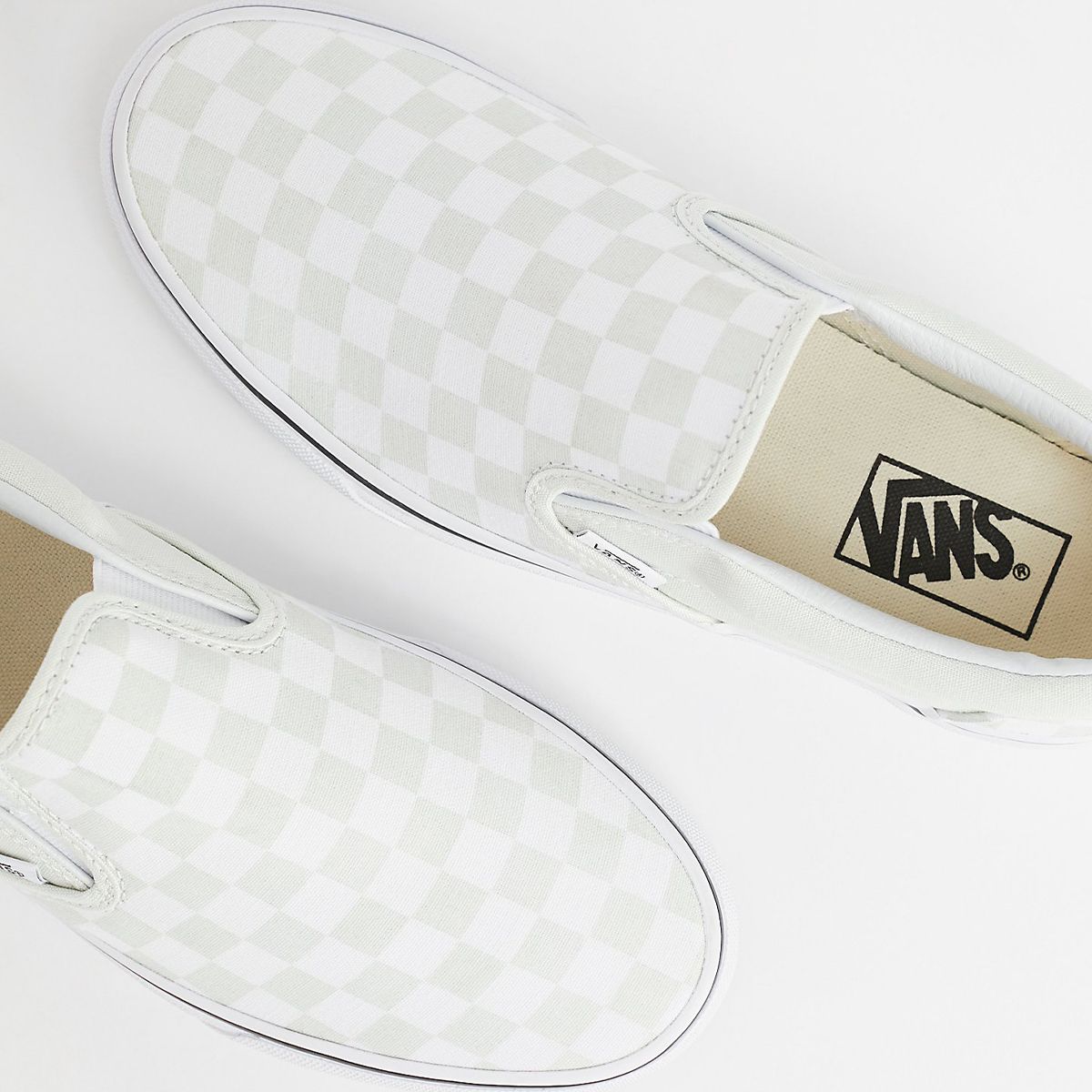 7 Outfits With Vans That Feel So Fresh | Who What Wear