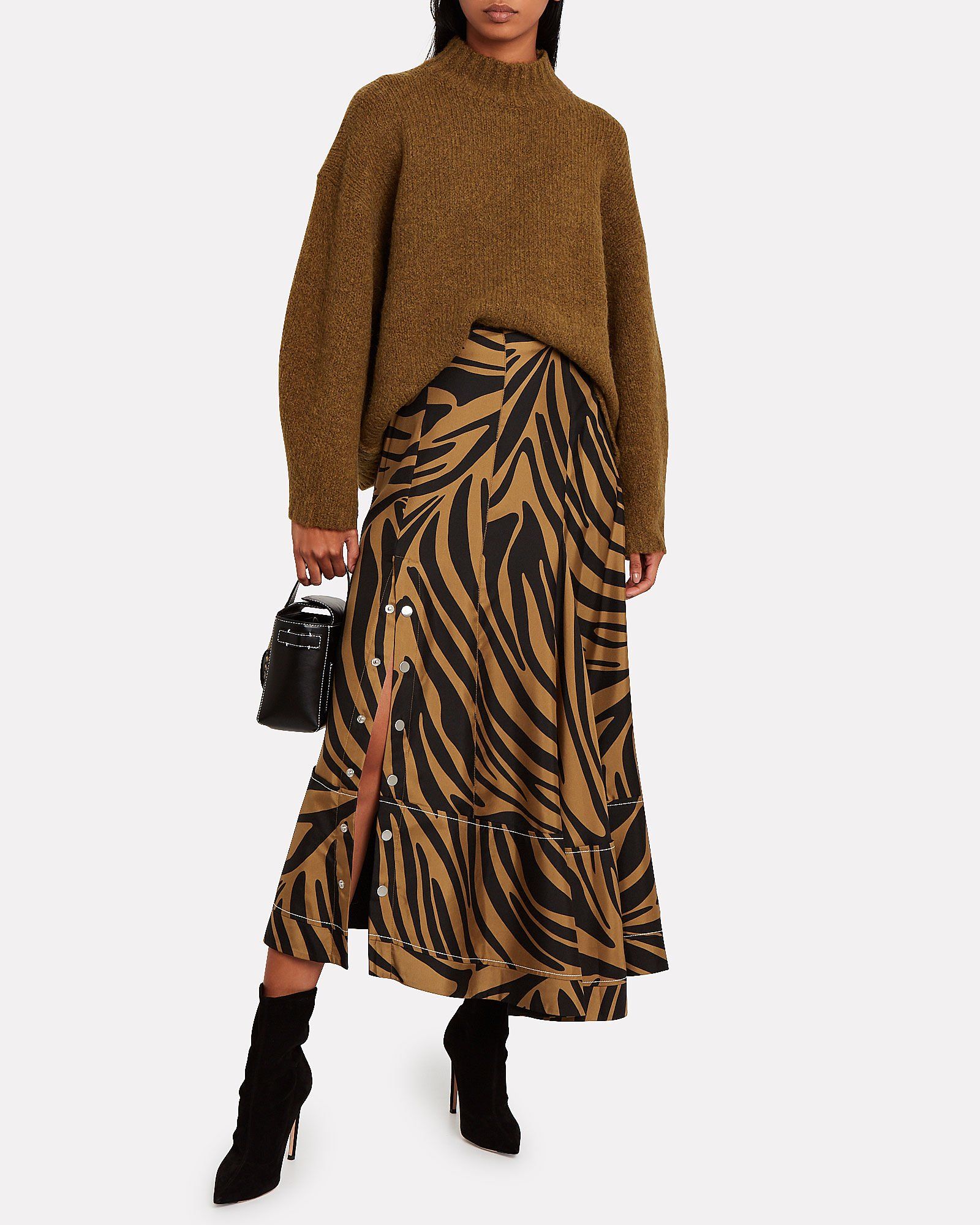 12 Outfits That Prove Zebra Print Is Not | Who What Wear