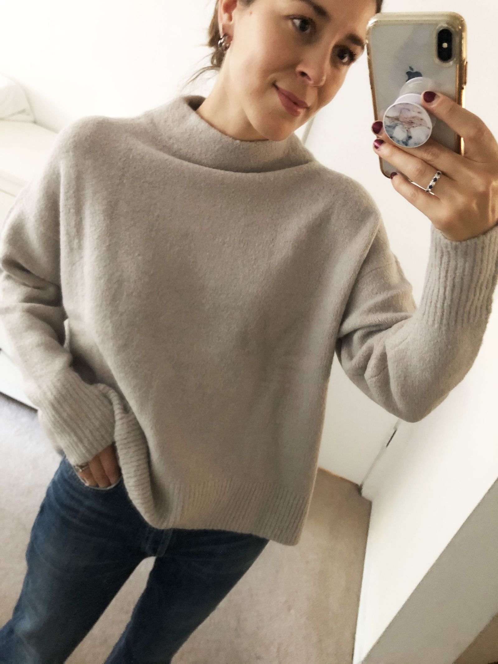 The 5 Best-Selling Sweaters Fashion Girls Wear on Repeat | Who What Wear