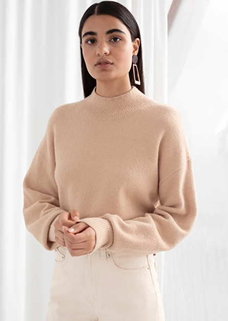 The 5 Best-Selling Sweaters Fashion Girls Wear on Repeat | Who What Wear