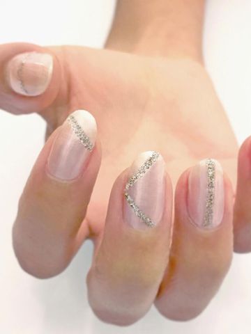 The 16 Best White and Silver Nails We've Seen on Instagram | Who What Wear
