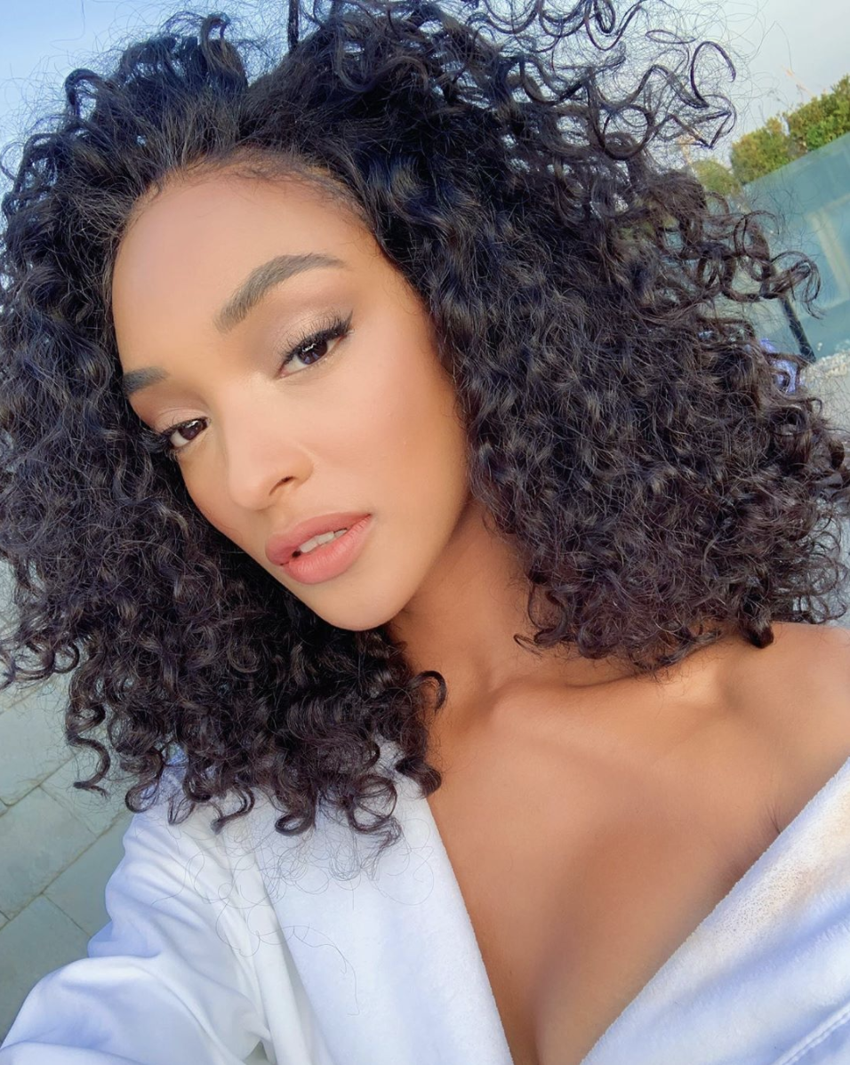 8 of the Best Beauty Gadgets, According to Celebrities | Who What Wear