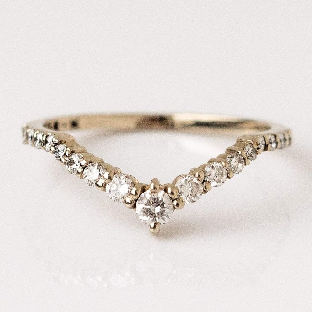 30 Simple Diamond Rings That Somehow Cost Under $750 | Who What Wear