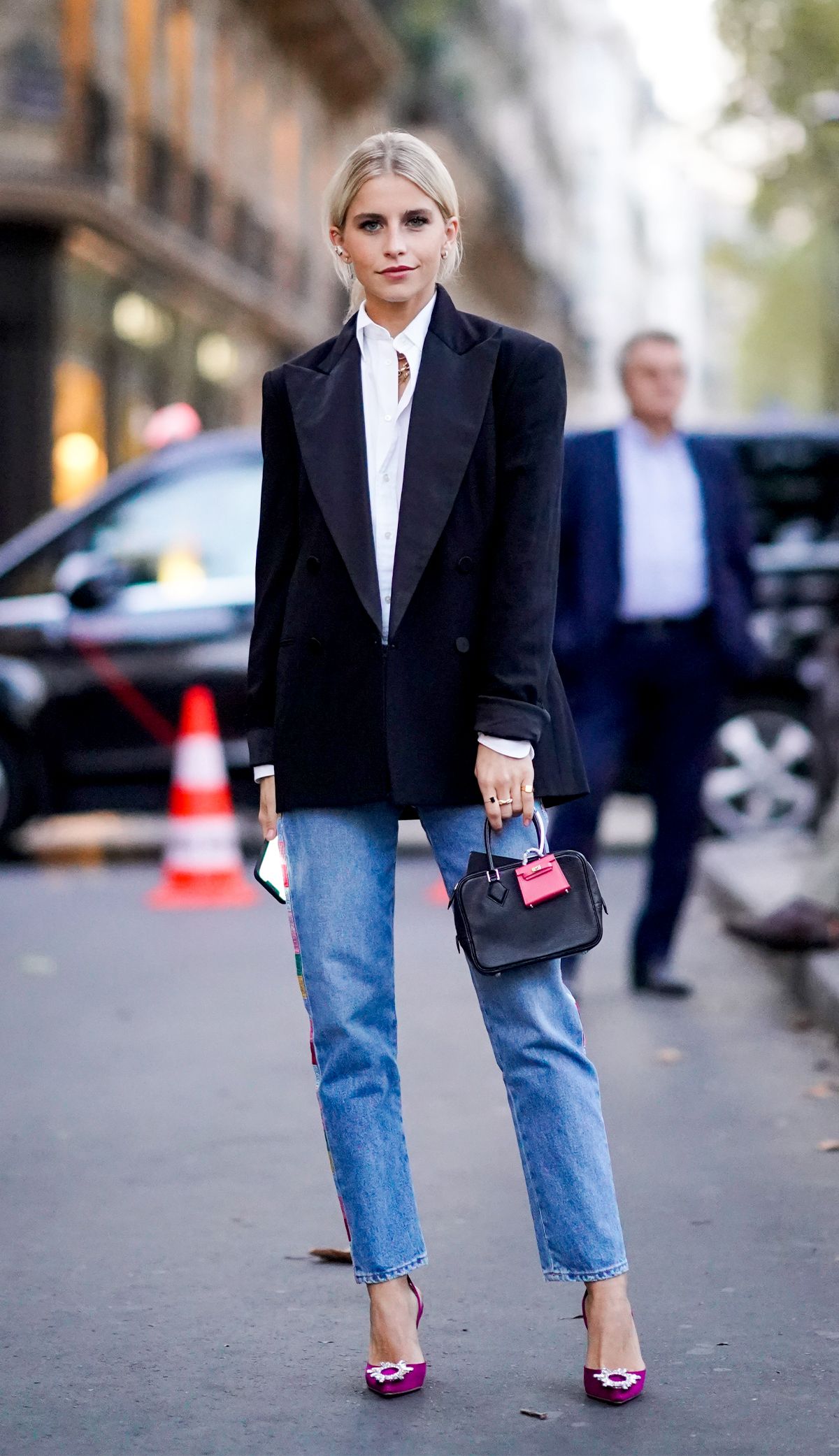 The Simple Jeans Outfit That's Just So Versatile | Who What Wear