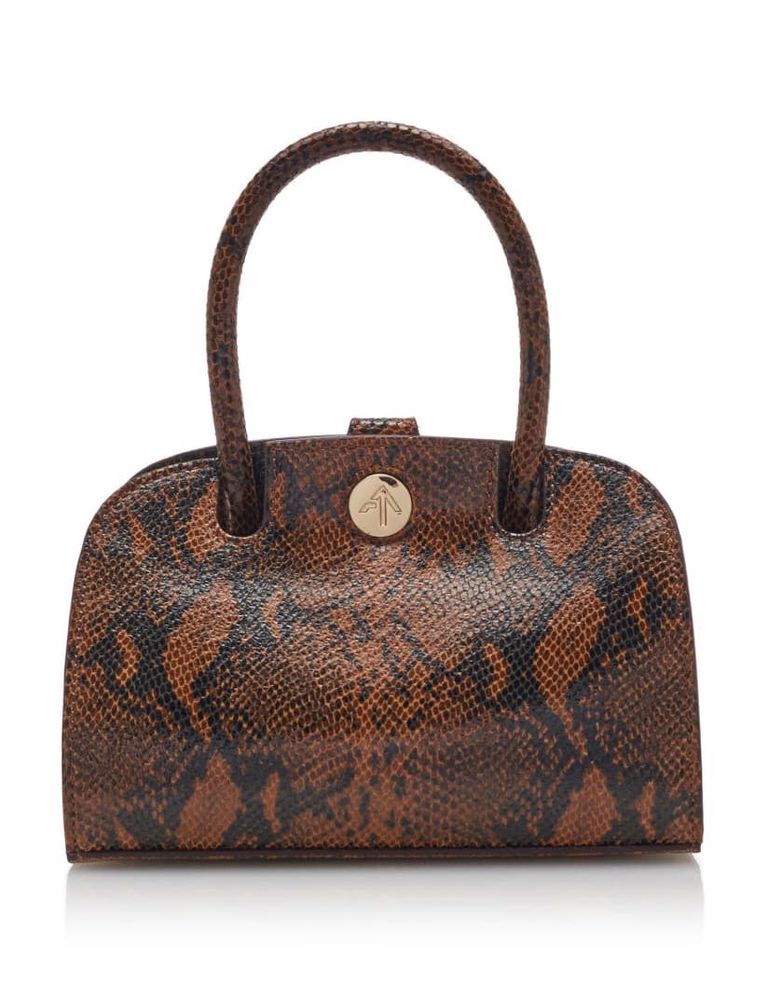 22 Grandma Bags That Are Actually So Chic | Who What Wear