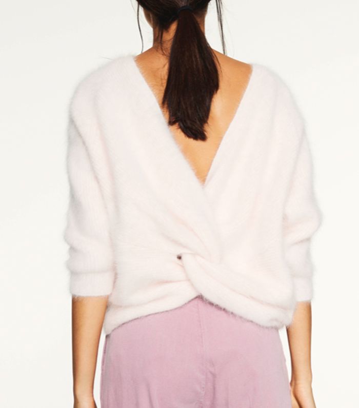 I Live in Paris—and This Is How French Women Style Knitwear | Who What ...