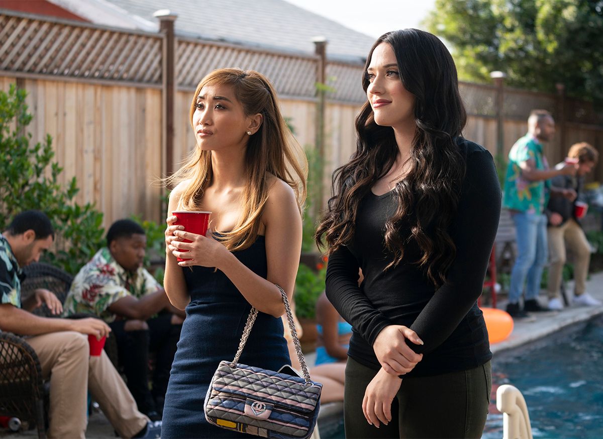 Kat Dennings Talks Her New Hulu Show, Dollface | Who What Wear