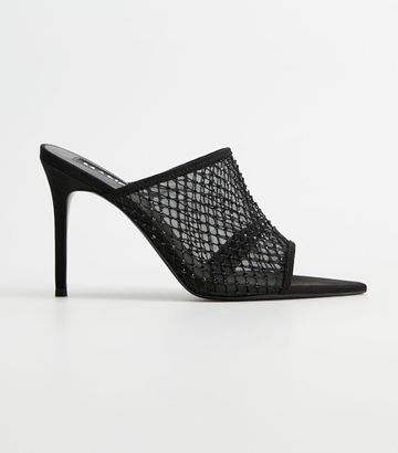 Mesh Shoes Are Winter's Biggest Shoe Trend | Who What Wear
