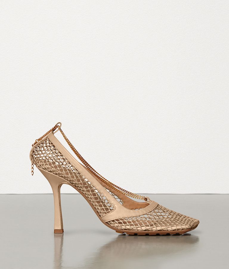 Mesh Shoes Are Winter's Biggest Shoe Trend | Who What Wear