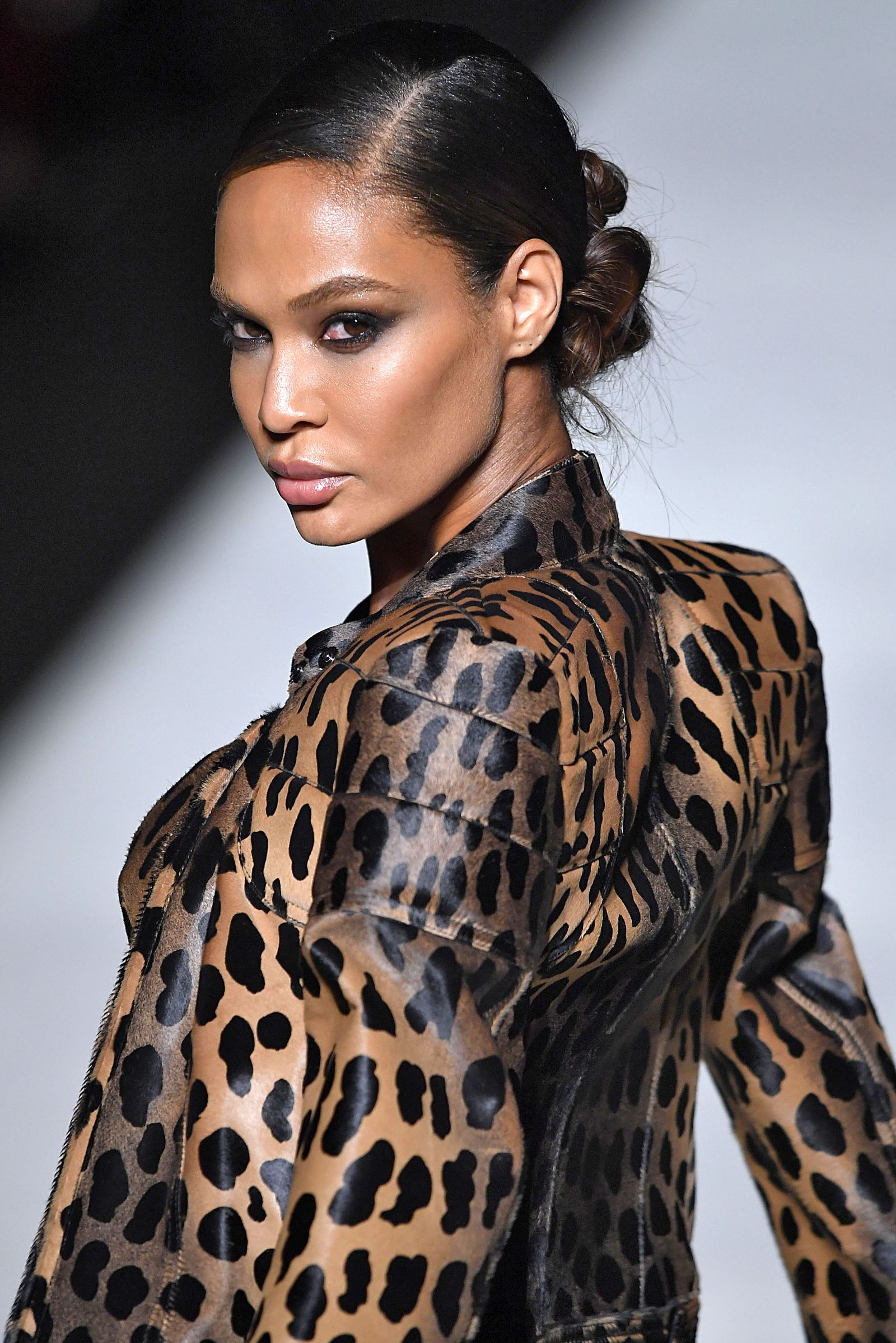 The 6 Best Makeup Looks for New Year's Eve 2020 | Who What Wear