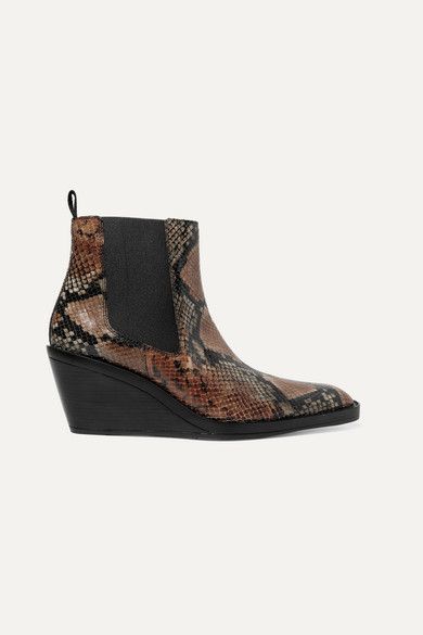 The Wedge-Boot Trend Is Decidedly Back in for 2020 | Who What Wear