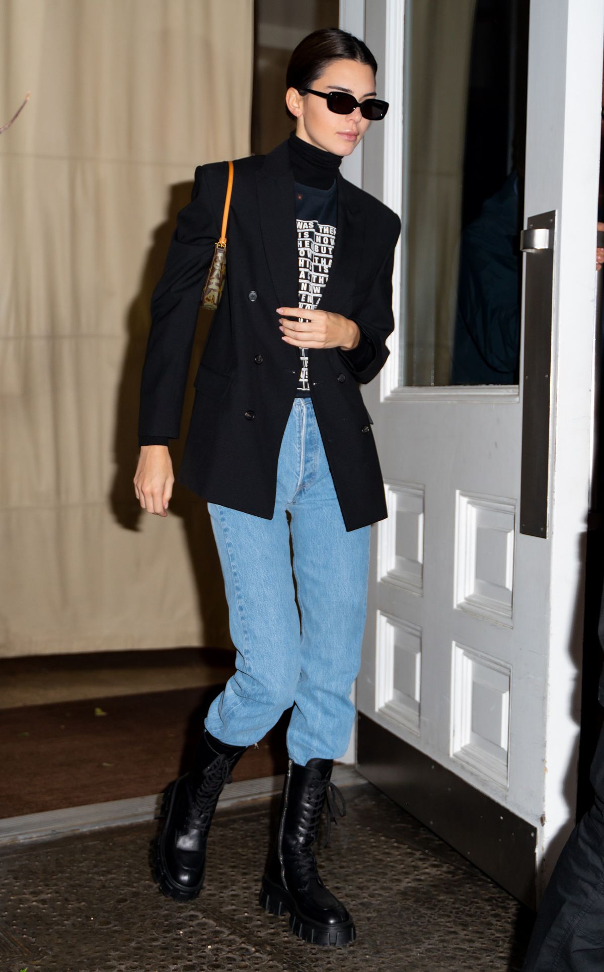 8 Risky Fashion Trends Celebrities Love | Who What Wear