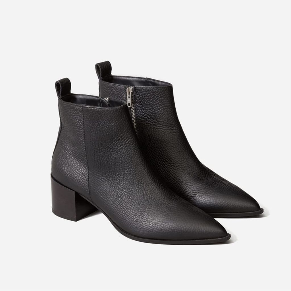 The 9 Most Comfortable Boot Brands, According to Reviews | Who What Wear