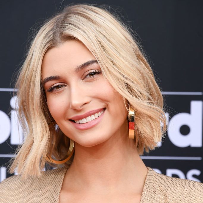 Hailey Bieber Wore the Denim Look That Will Dominate 2020 | Who What Wear
