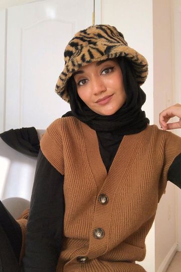 6 Winter Accessory Trends That Will Outperform the Others | Who What Wear