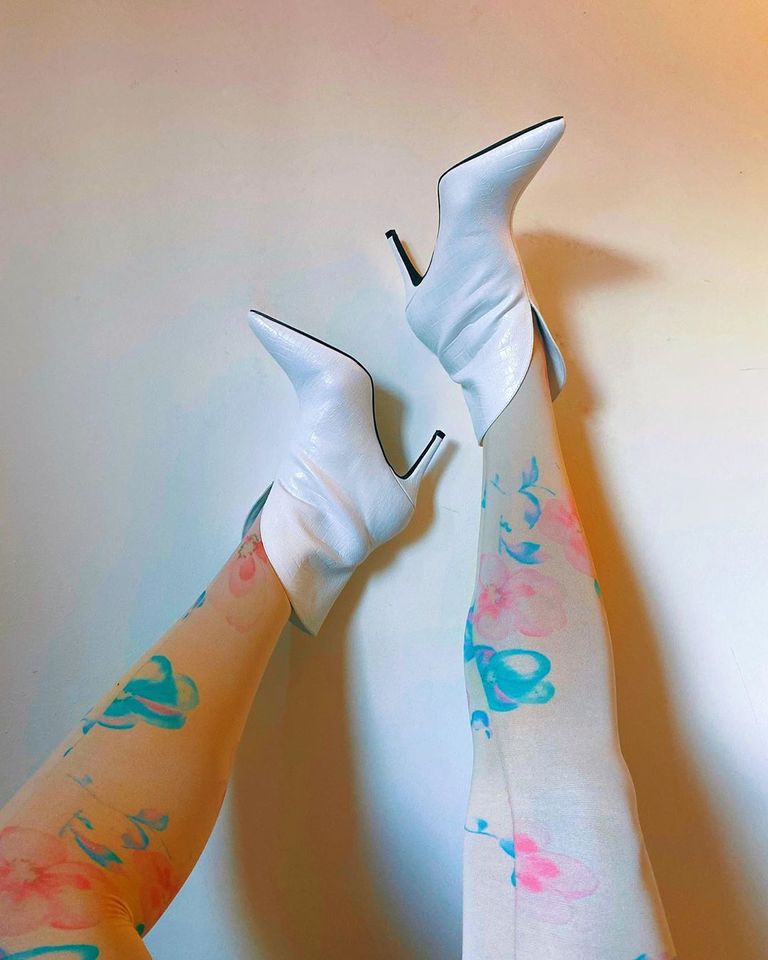 The Best White Tights on Amazon—and They're Only $8 | Who What Wear