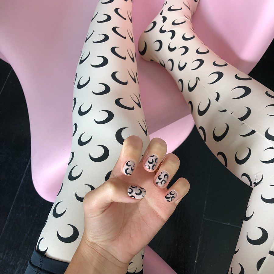 The Best White Tights on Amazon—and They're Only $8 | Who What Wear