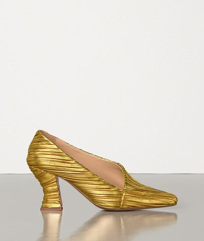 Jennifer Lawrence Wore Bottega Veneta Almond Pumps | Who What Wear