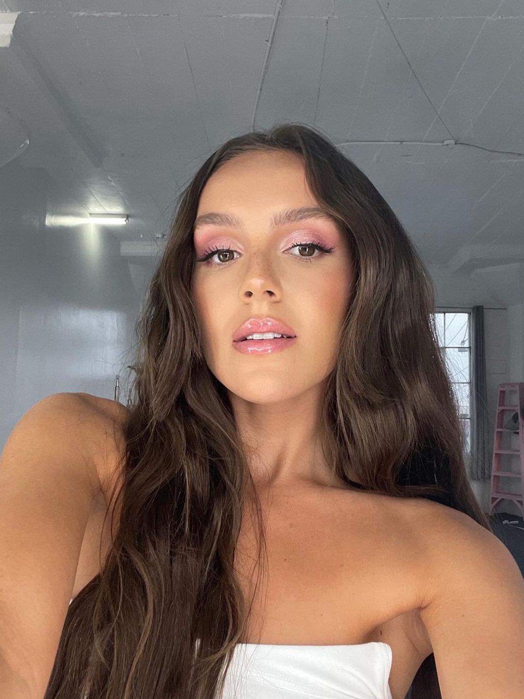 The 15 Best Drugstore Setting Powders to Stay Oil-Free | Who What Wear